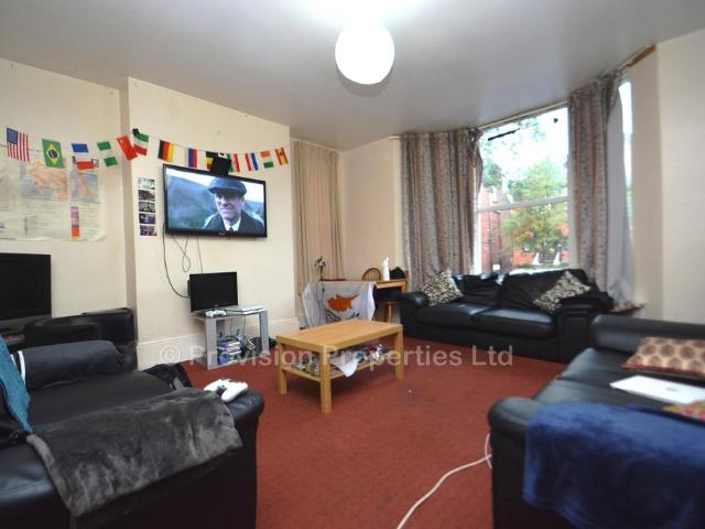 Cardigan Road, Headingley LS6 8 bed semi detached house to rent £3,432 pcm £792 pw