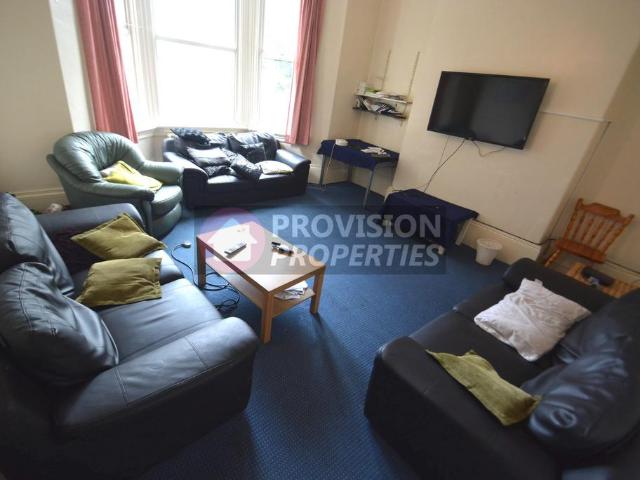 Cardigan Road, Headingley LS6 9 bed terraced house to rent £3,705 pcm £855 pw