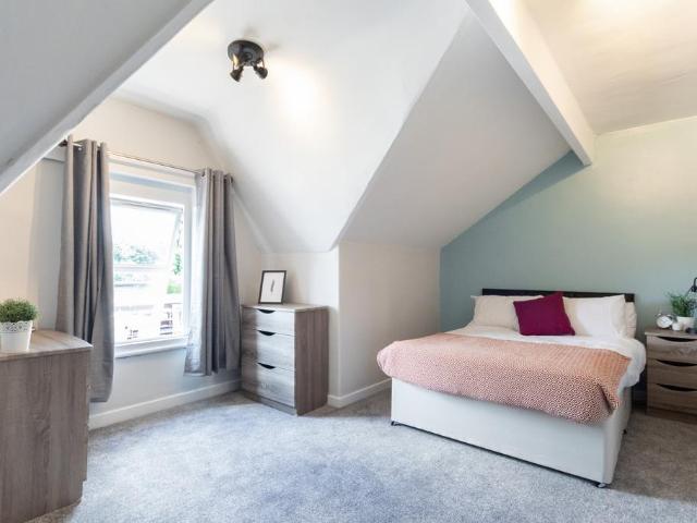 CARDIGAN ROAD, Leeds 7 bed house to rent £3,792 pcm £875 pw