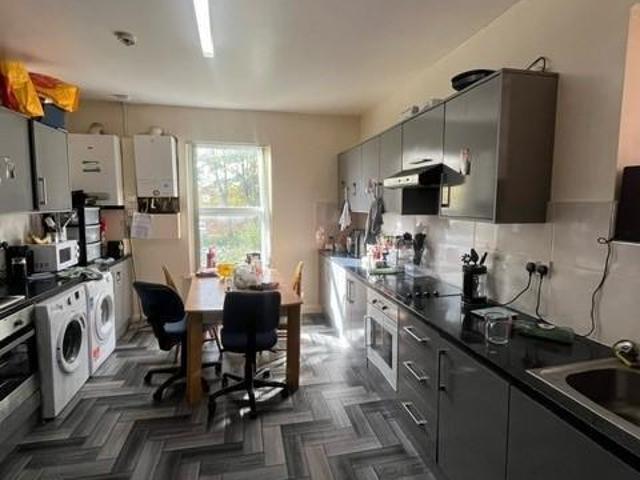 Cardigan Road, Leeds 9 bed house to rent £4,446 pcm £1,026 pw