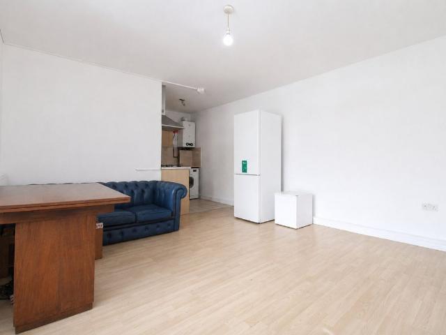 Cardigan Street, Luton LU1, 1 bed flat to rent, £875 pcm | PrimeLocation