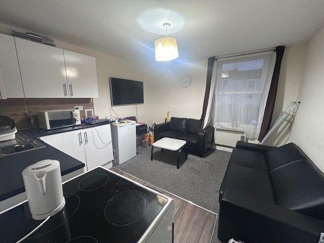 Cardigan Street, Luton LU1, 1 bed flat to rent, £900 pcm | PrimeLocation