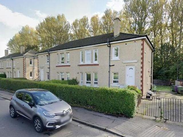 Cardowan Road, 2 Bedroom Flat