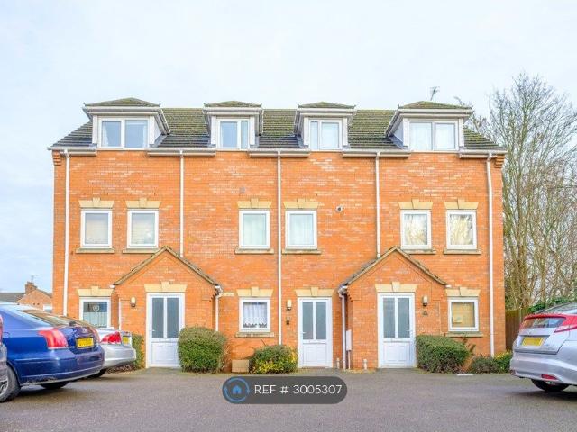 Carey Street, Kettering NN16, 2 bed flat to rent, £850 pcm | PrimeLocation