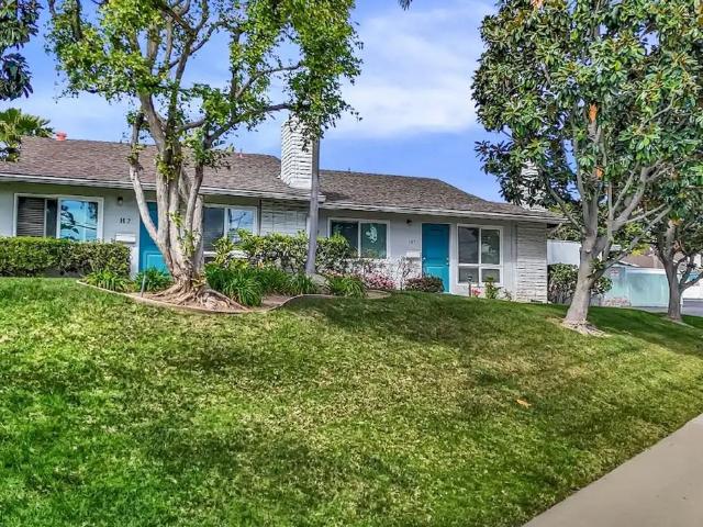 Carhart Gardens 3 Bedroom Apartment for Rent at 717 Carhart Ave, Fullerton, CA 92833