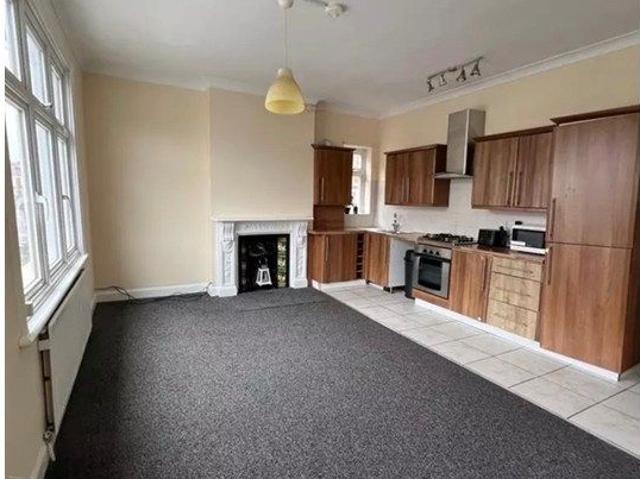 Carholme Road, London SE23, 2 bed flat to rent, £1,750 pcm | PrimeLocation