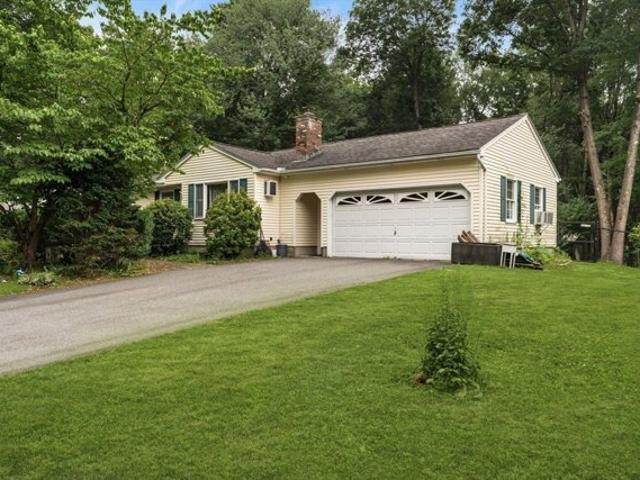 Carillon Cir, Easthampton, Home For Sale