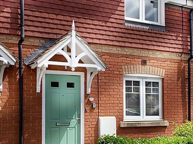 Carina Drive, Wokingham RG40, 2 bed terraced house to rent, £3,480 pcm | PrimeLocation