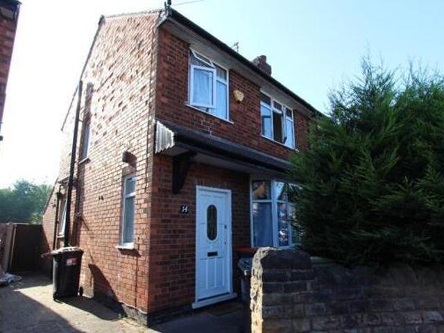 Carisbrooke Avenue, Beeston, 3 Bedroom Semi detached