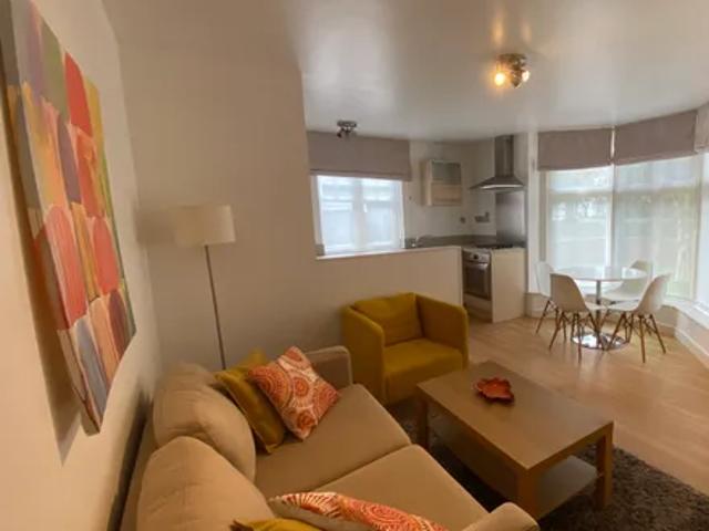 Carisbrooke Court, Carisbrooke Road, Birmingham, B17 8NW, United Kingdom | 2 bed apartment for rent #166553285 | Rentberry