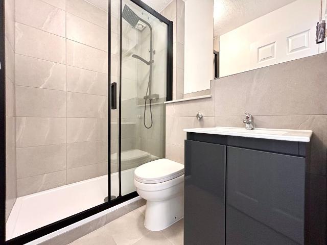 Carisbrooke Court, Dartford DA2, 1 bed flat to rent, £1,300 pcm | PrimeLocation