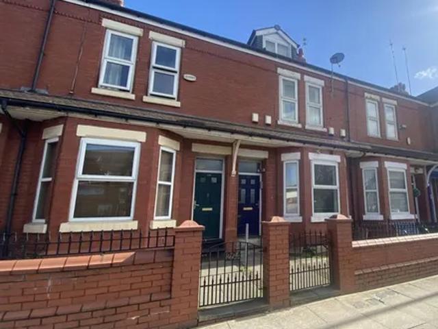 Carl Allen Furnishings, 184 Langworthy Road, Eccles, M6 5PN, United Kingdom | 1 bed apartment for rent #134394653 | Rentberry