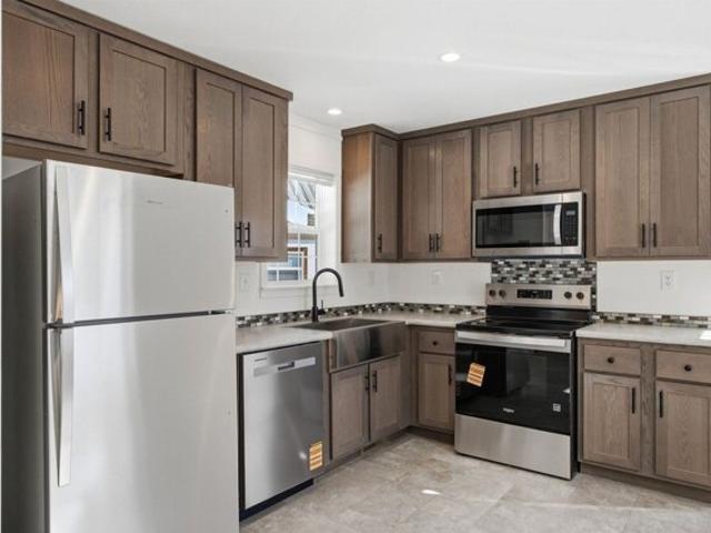 Carla Ct, Campton, Property For Sale