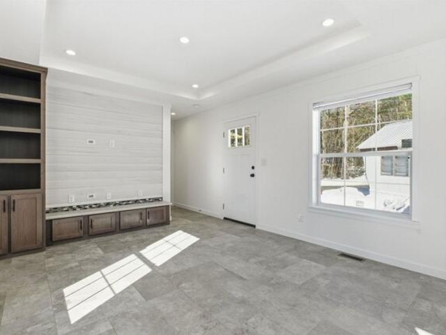 Carla Ct, Campton, Property For Sale