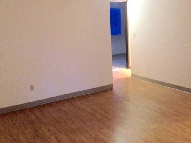 Carleton Terrace Apartments 2 Bedroom Apartment for Rent at 4725 Sw Luradel St, Portland, OR 97219 West Portland Park