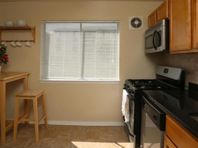 Carleton East 3 Bedroom Apartment for Rent at 9747 Good Luck Rd, Lanham, MD 20706 Lanham Seabrook