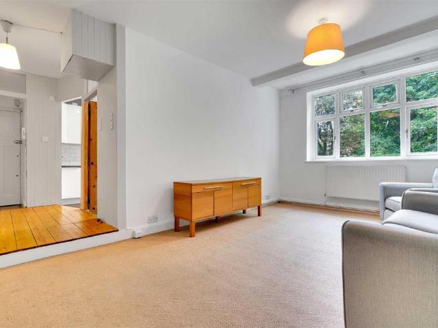 Carleton Road, Tufnell Park 1 bed flat to rent £1,900 pcm £438 pw