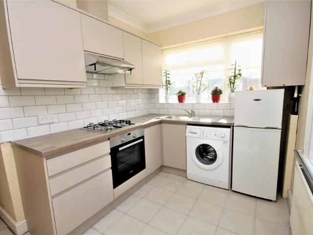 Carlingford Road, Turnpike Lane N15, 2 bed flat to rent, £1,950 pcm | PrimeLocation