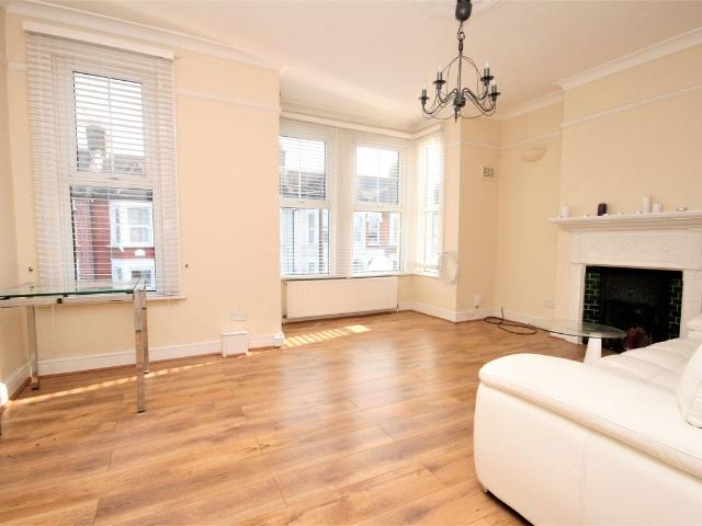 Carlingford Road, Turnpike Lane N15, 2 bed flat to rent, £1,950 pcm | PrimeLocation