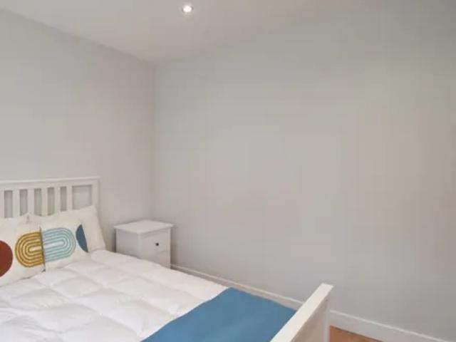 Carlisle Avenue, London, W3 7NL, United Kingdom | Room for rent #167266124 | Rentberry