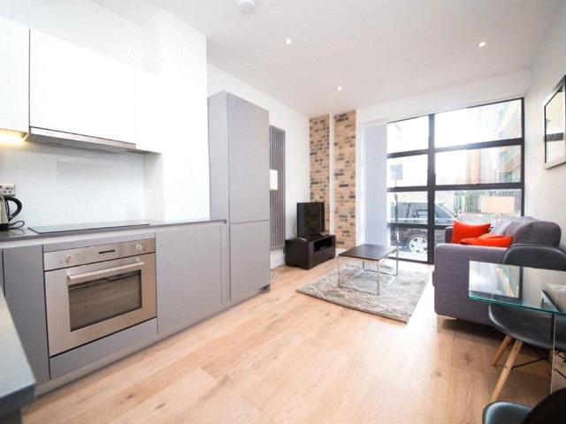 Carlow Street, Mornington Crescent, London NW1, Studio to rent, £2,000 pcm | PrimeLocation