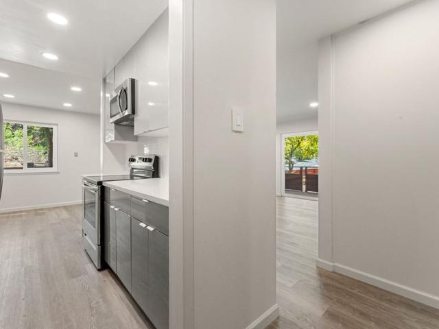Carlmont Apartments 2 Bedroom Apartment for Rent at 2441 Carlmont Dr, Belmont, CA 94002 Western Hills