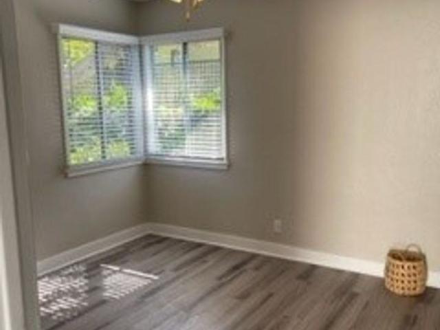 Carlsbad Coast 1 Bedroom Apartment for Rent at 357 Chestnut Ave, Carlsbad, CA 92008