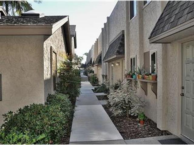 Carlsbad superb Condo nearby fine dining