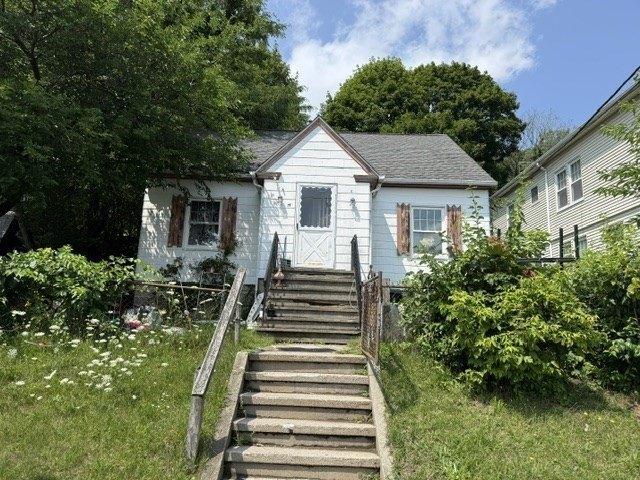 Carlstad St, Worcester, Home For Sale