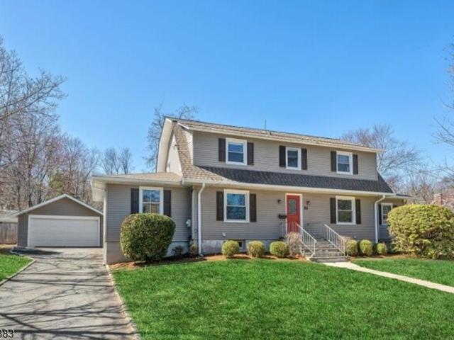 Carlton Ave, Ho Ho Kus, Home For Sale