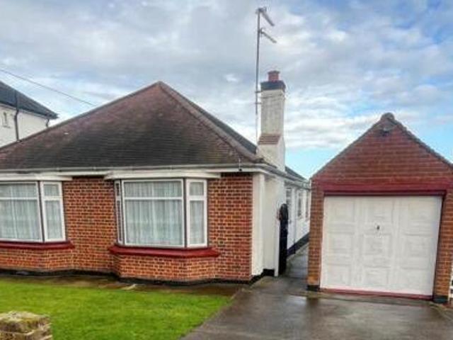 Carlton Avenue, Westcliff on sea, 3 Bedroom Detached