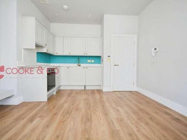 Carlton Avenue, Ramsgate, CT11