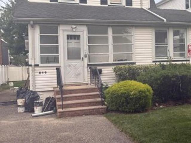 Carlton Blvd, Staten Island, Home For Sale