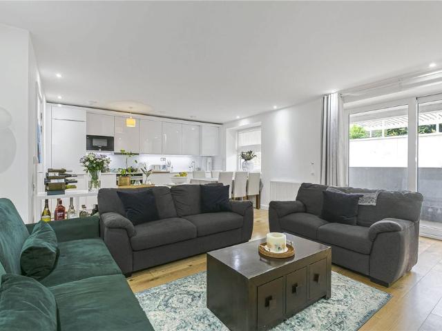 Carlton Drive, London, SW15 2DG