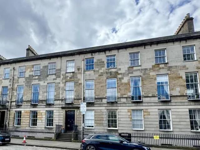 Carlton Food Bar, Carlton Place, Glasgow, G5 9ER, United Kingdom | 2 bed apartment for rent #167780047 | Rentberry