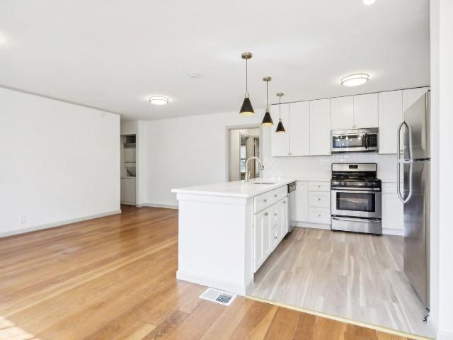 Carlton Park Apartments. 3 Bedroom Apartment for Rent at 2920 Midvale Ave, Philadelphia, PA 19129 East Falls