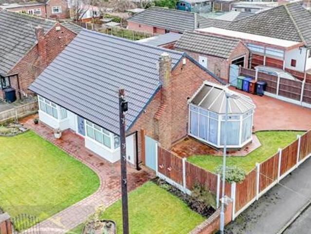 Carlton Road, Lowton, 2 Bedroom Detached