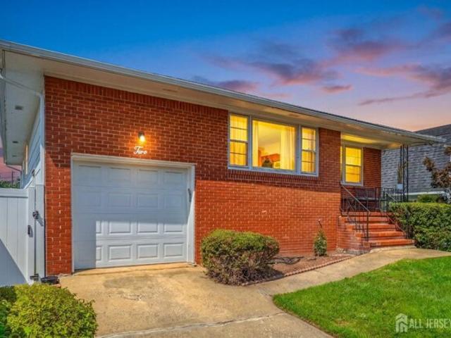 Carlton St, Carteret, Home For Sale