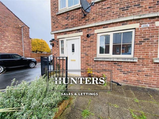 Carlton Street, Normanton WF6, 1 bed flat to rent, £695 pcm | PrimeLocation