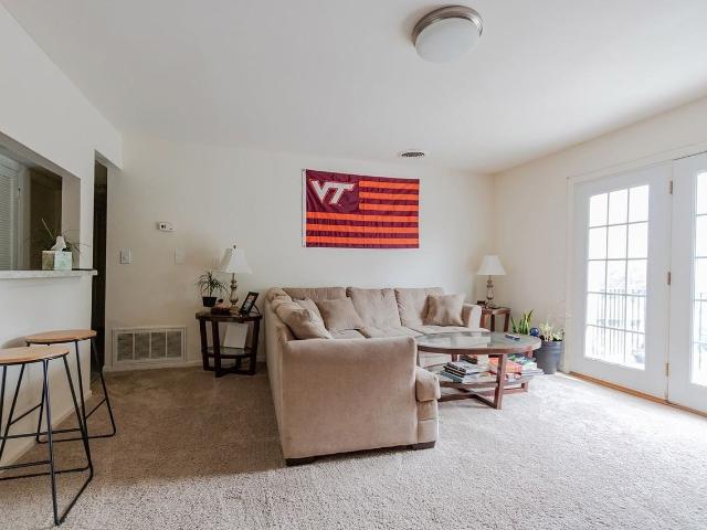 Carlton Scott Apartments 2 Bedroom Apartment for Rent at 600 Appalachian Dr, Blacksburg, VA 24060 McBryde