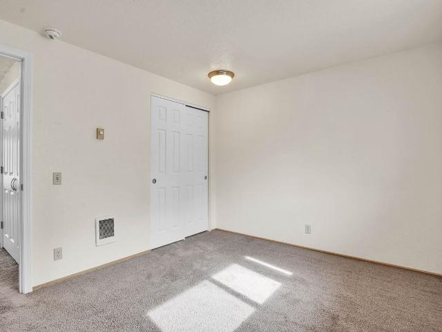 Carlton Square Apartments 2 Bedroom Apartment for Rent at 298 Triple Tree Cir N, Keizer, OR 97303 Keizer