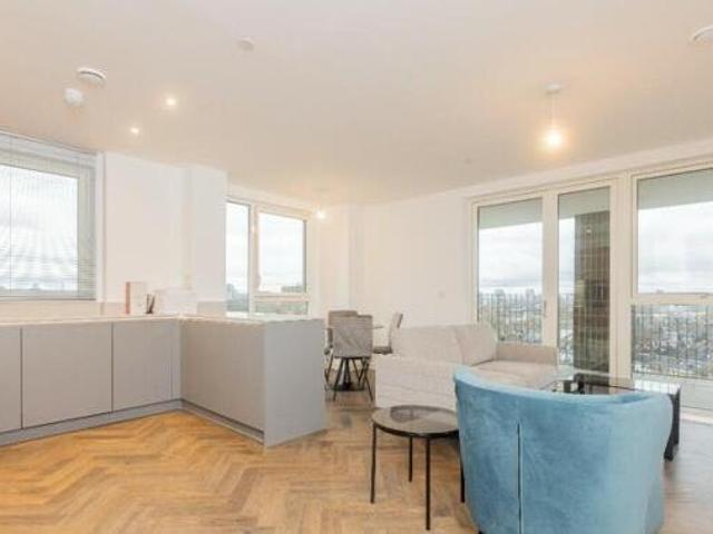 Carlton Vale, London, 2 Bedroom Apartment