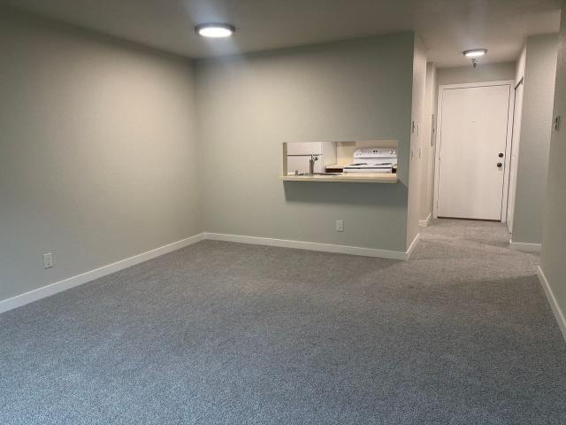 Carlynn Apartments 1 Bedroom Apartment for Rent at 12509 35th Ave Ne, Seattle, WA 98125 Lake City