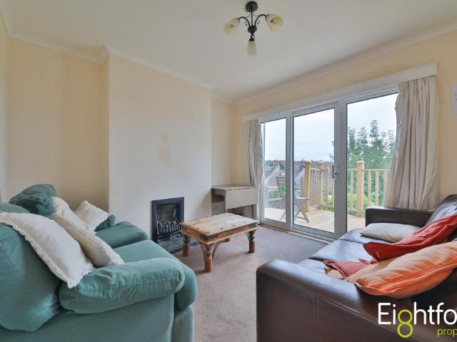 Carlyle Avenue, Brighton 4 bed end of terrace house to rent £2,400 pcm £554 pw