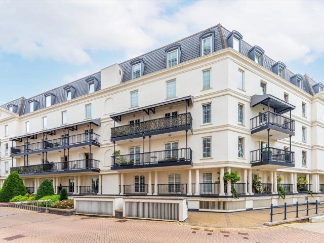 Carlyle Court, Carlyle Court SW10, 2 bed flat to rent, £6,002 pcm | PrimeLocation