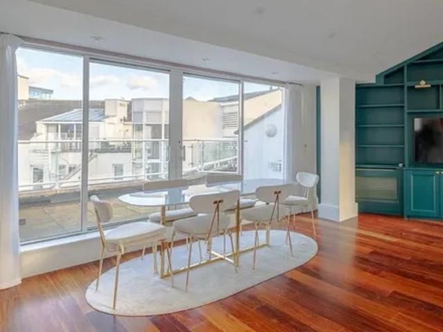 Carlyle Court, Chelsea Harbour Drive, London, SW10 0UQ, United Kingdom | 3 bed duplex for rent #139544795 | Rentberry