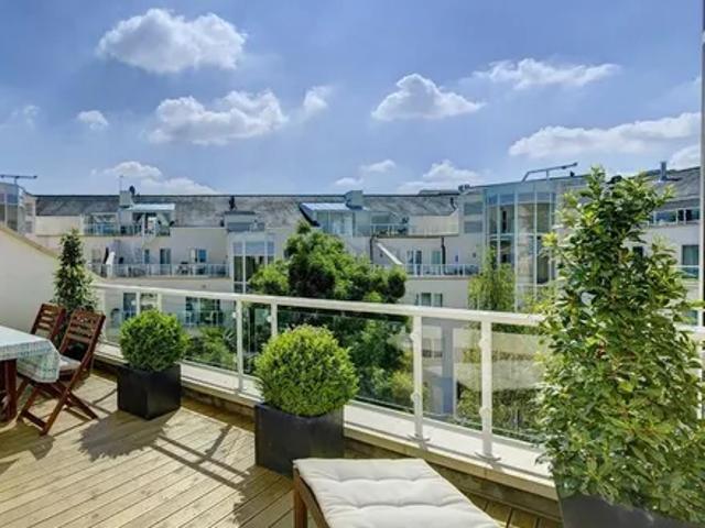 Carlyle Court, Chelsea Harbour Drive, London, SW10 0UQ, United Kingdom | 2 bed apartment for rent #140400080 | Rentberry