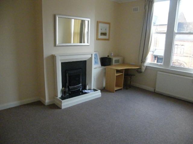 Carlyle Road, Edgbaston, Birmingham, West Midlands B16, 2 bed flat to rent, £925 pcm | PrimeLocation