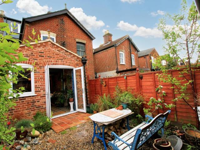 Carlyle Road, Norwich NR1 3 bed townhouse to rent £1,595 pcm £368 pw