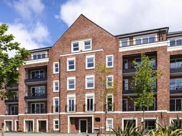 Carmen Court, Whetstone, 2 Bedroom Apartment